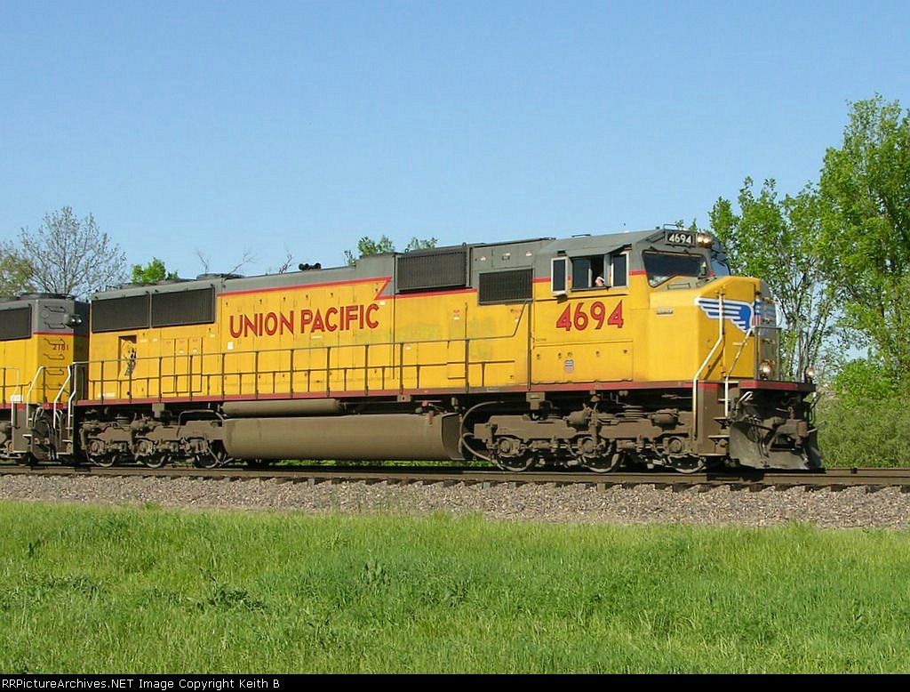 UP 4694